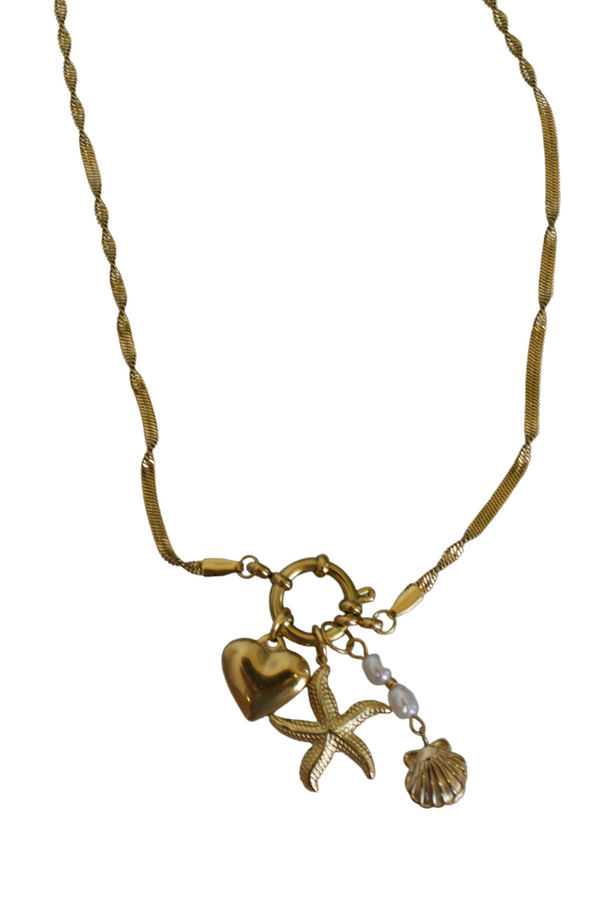 18K Isla Seashell Charm Necklace - Maude